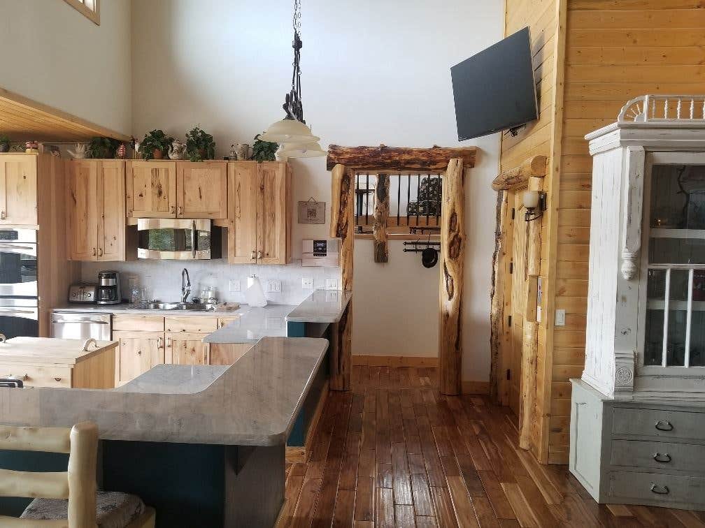 Elk Mountain Construction | CO | Read Reviews + Get a Bid | BuildZoom